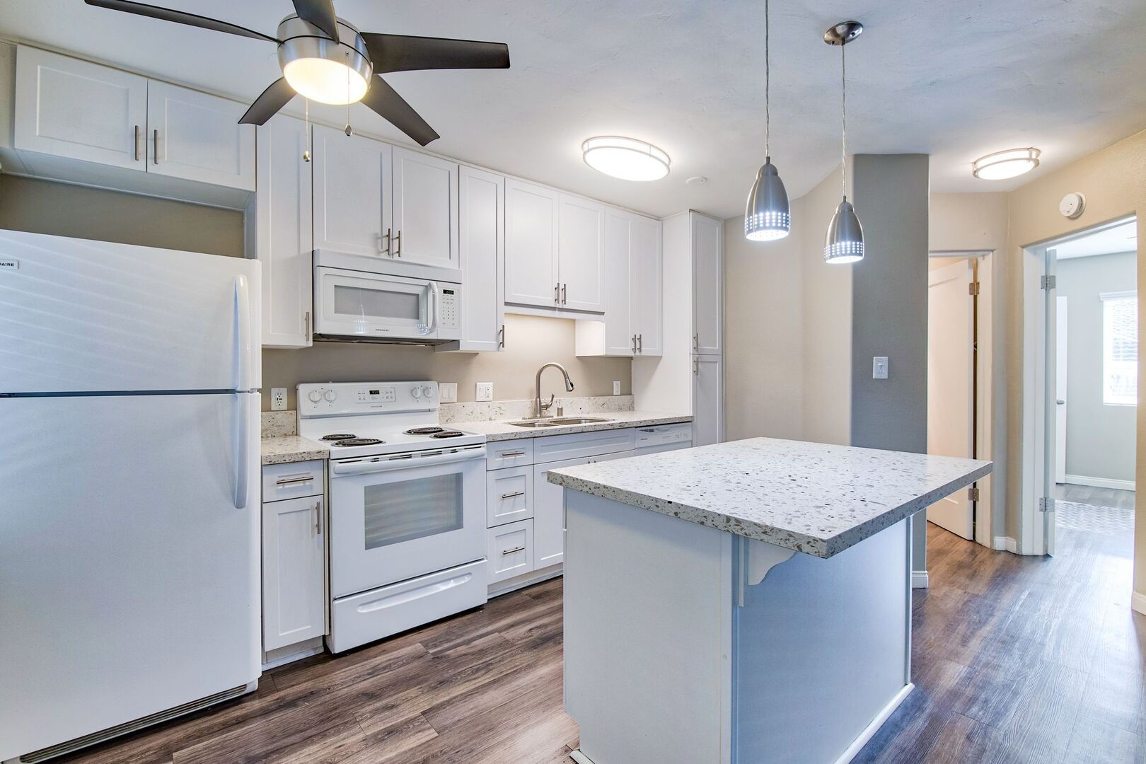 Apartments for Rent in San Diego, CA | Hilltop Terrace - Home Apartments for Rent in San Diego, CA | Hilltop Terrace - Home