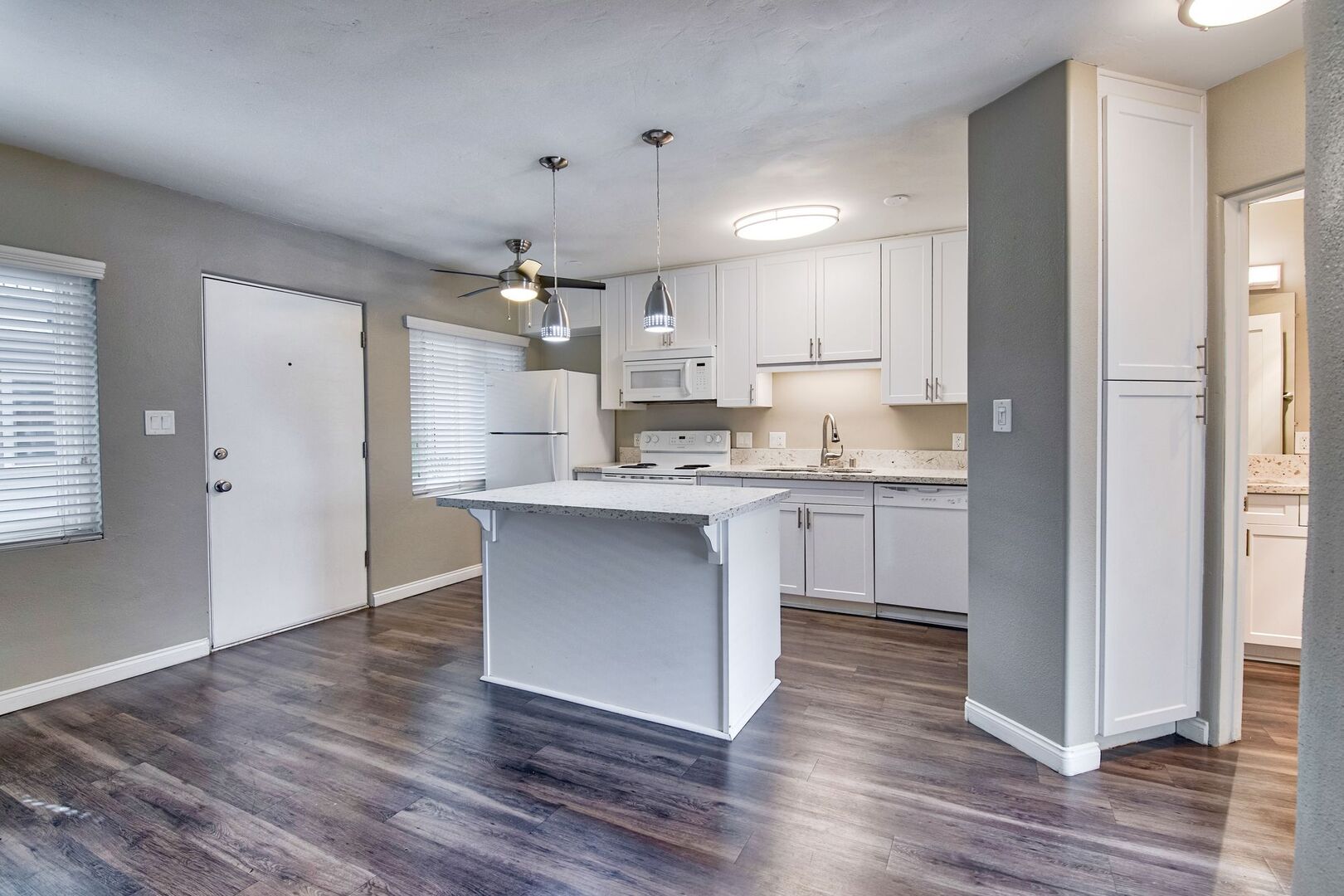 Apartments for Rent in San Diego, CA | Hilltop Terrace - Home Apartments for Rent in San Diego, CA | Hilltop Terrace - Home